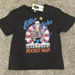 Elton John | Tops | Elton John Official Concert Graphic Band Tshirt ...